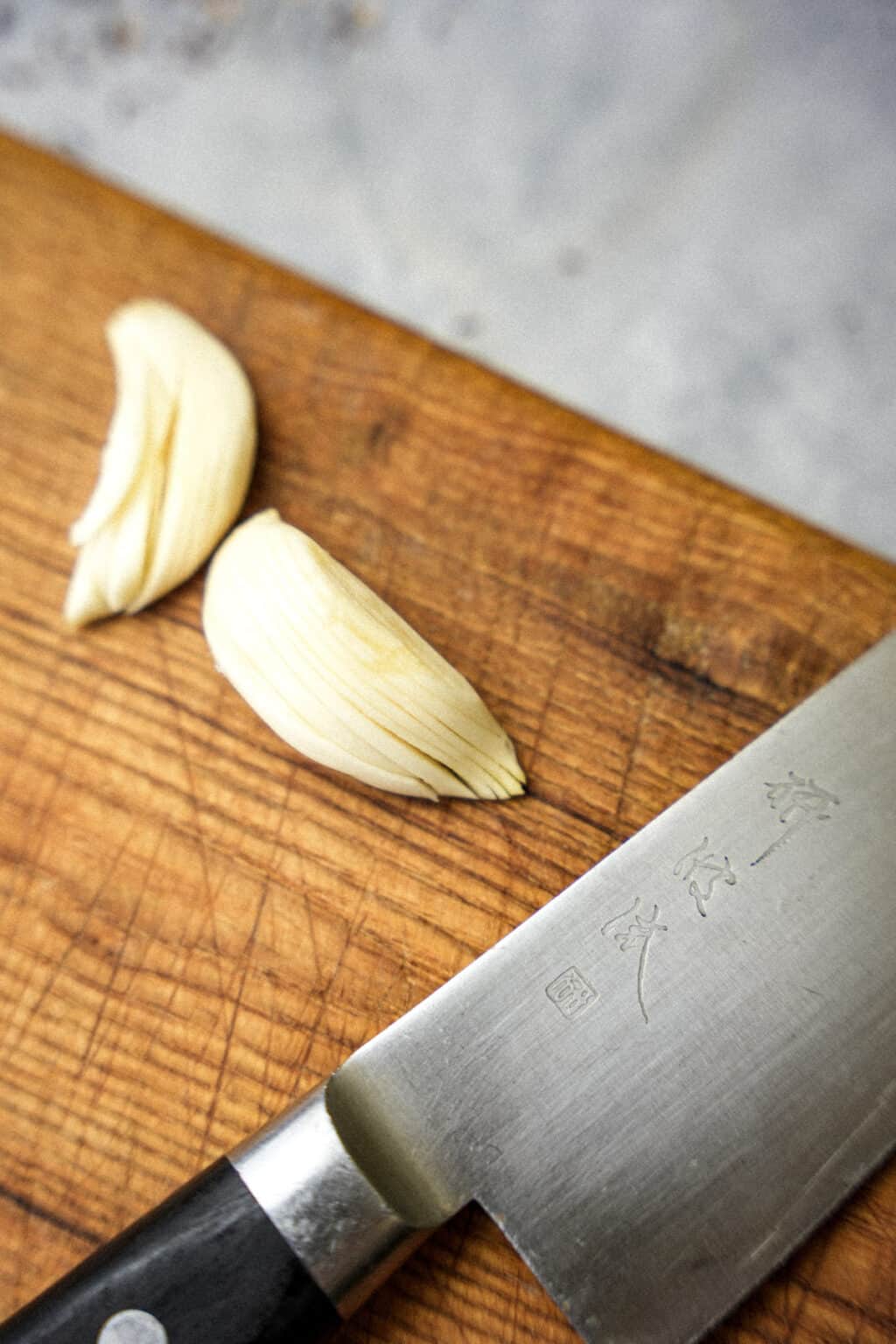 Tarator Sauce (The Easiest Arabic Tahini Sauce)