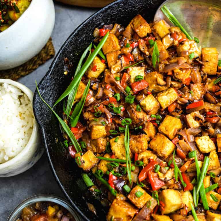 Tofu sisig (Crispy Vegan Filipino Tofu)