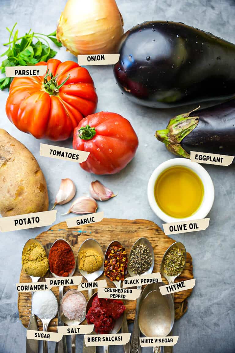 Şakşuka (Turkish Eggplant Shakshuka Recipe)