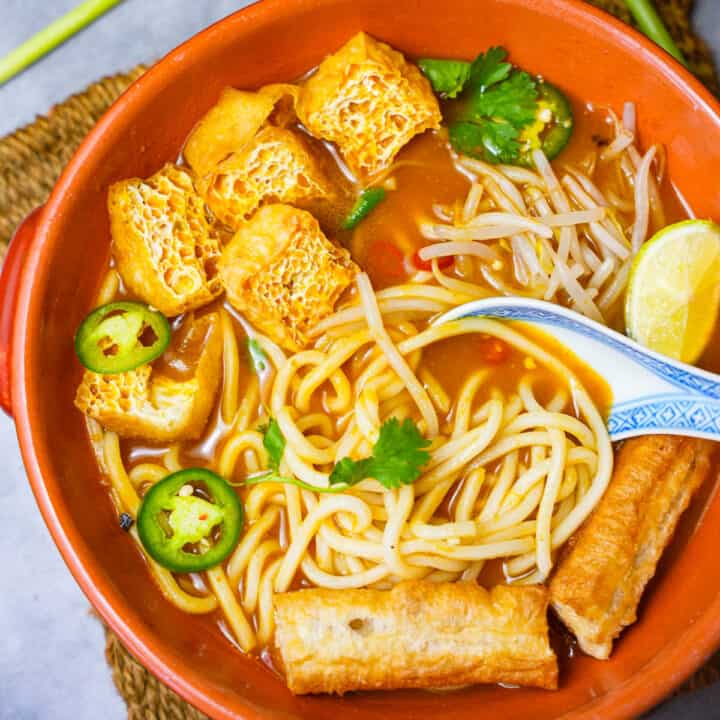 Vegetarian Mee Rebus Recipe (Malaysian Noodles in Sweet Potato Curry)