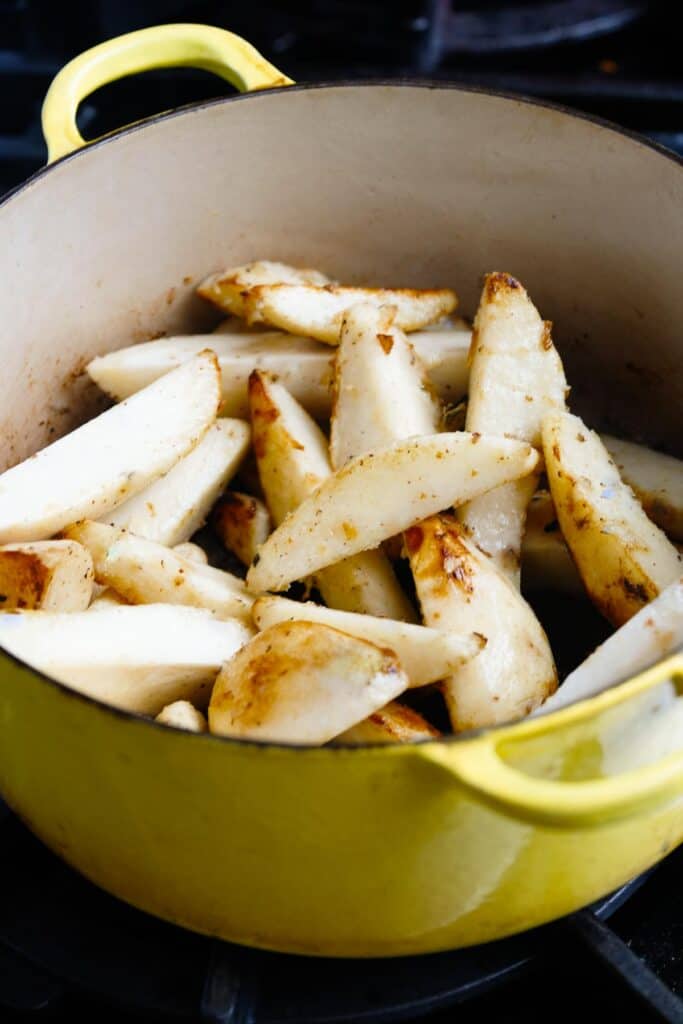 Arbi Ki Sabji (Indian Dry Taro Curry Arbi Sabji) - Cinnamon Snail