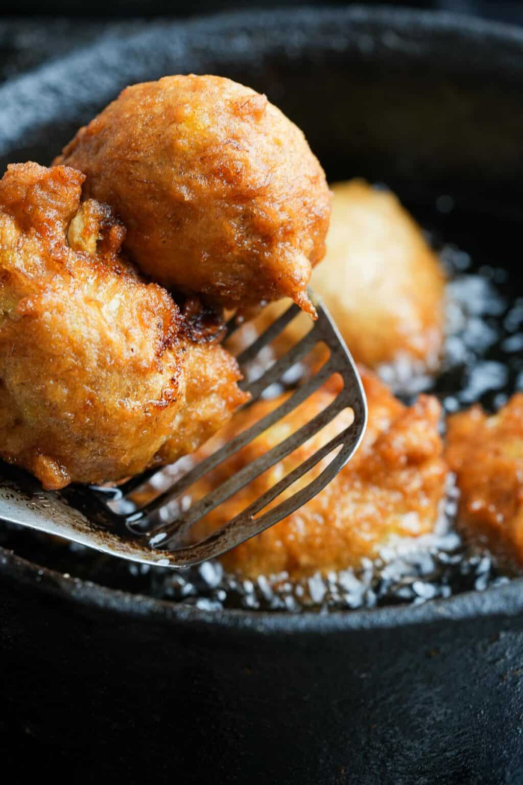 Cekodok Pisang Recipe (Malaysian Kuih Kodok Banana Donuts)