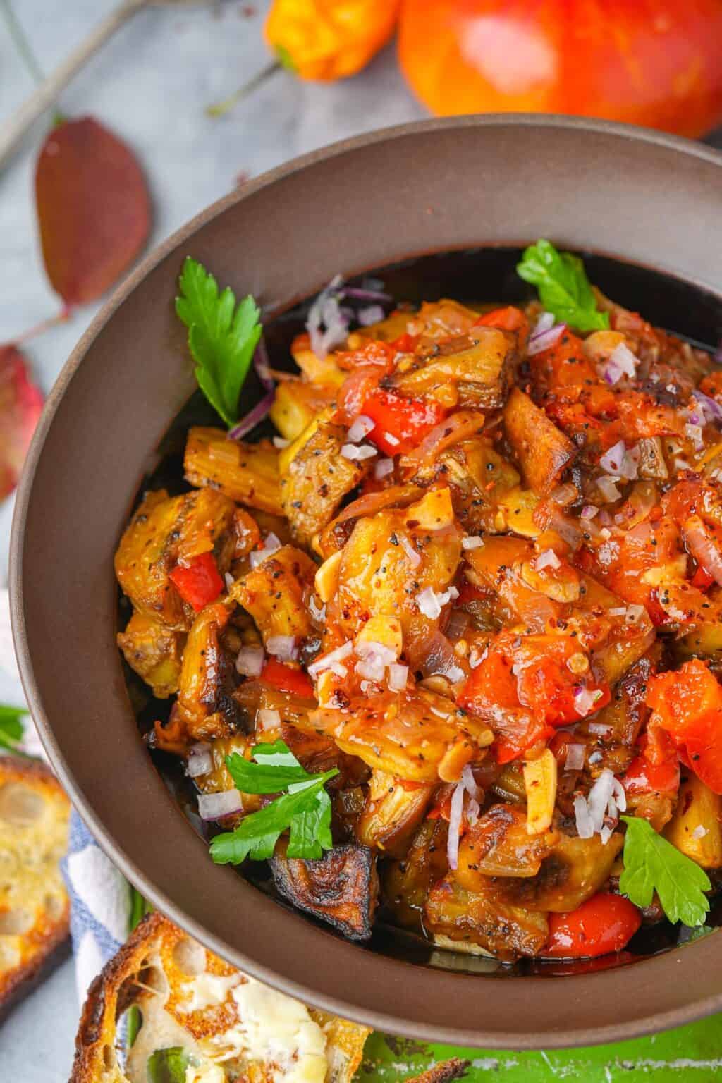 Soslu Patlican Yemegi (Turkish Eggplant Recipe)