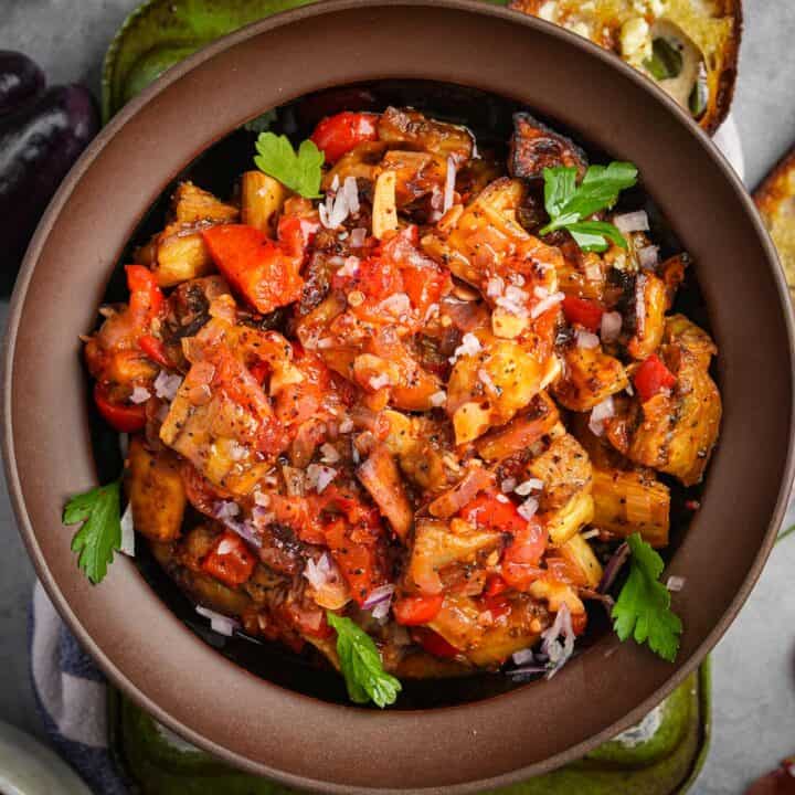 Soslu Patlican Yemegi (Turkish Eggplant Recipe)