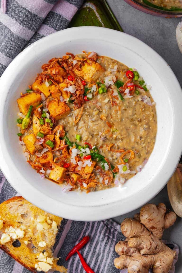 Ginisang Munggo (Filipino Mung Bean Soup) - Cinnamon Snail