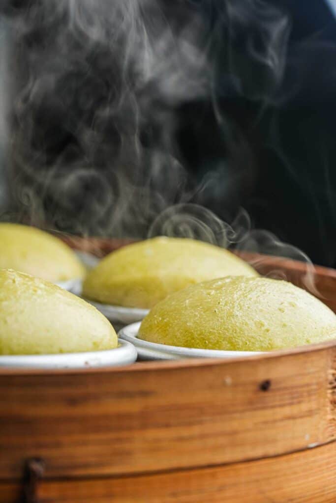 Roti Kukus (Indonesian Sweet steamed Kue Bolu Kukus)