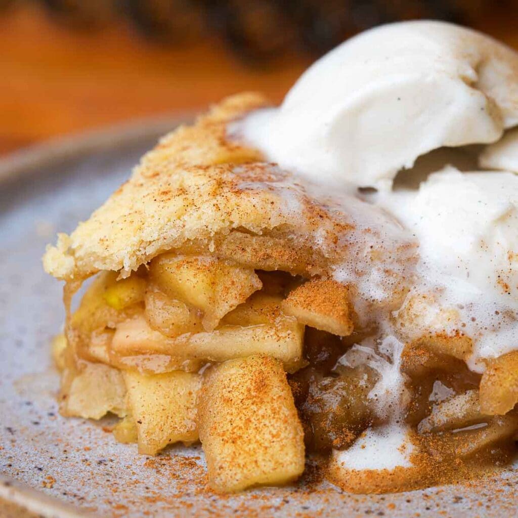 $25,000 Vegan Apple Pie - Cinnamon Snail