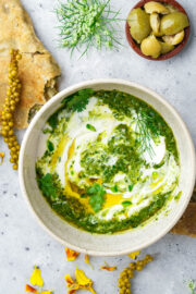 Zhoug (Yemeni Spicy Herb Sauce - AKA Skhug & Zhug) - Cinnamon Snail
