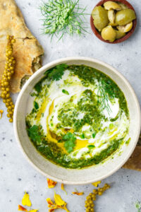 Zhoug (Yemeni Spicy Herb Sauce - AKA Skhug & Zhug) - Cinnamon Snail