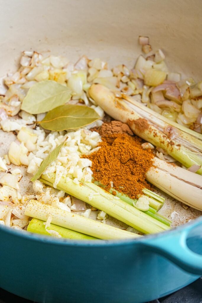 Ca Ri Chay (Vegan Vietnamese Curry Recipe) - Cinnamon Snail