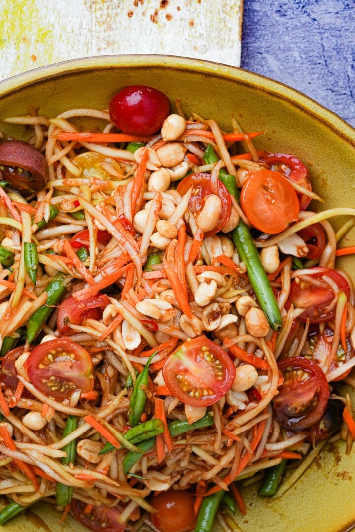 Thum Mak Hoong (Easy Lao Papaya Salad Recipe) - Cinnamon Snail