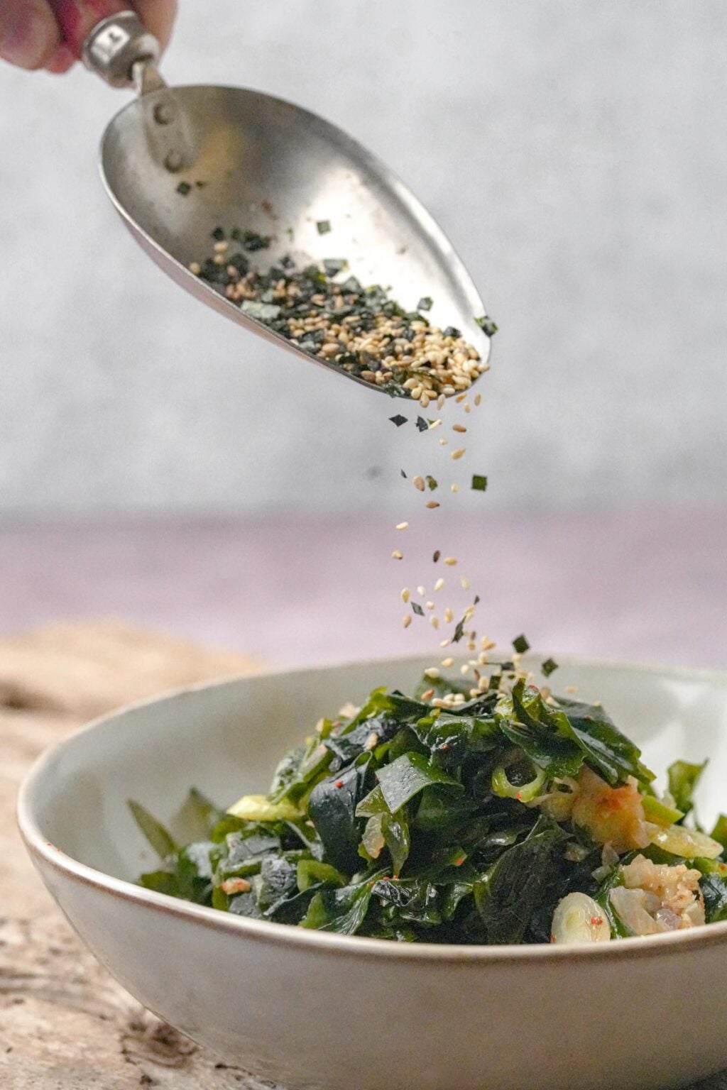 Easy Wakame Salad Recipe (Seaweed with Yuzu Dressing)