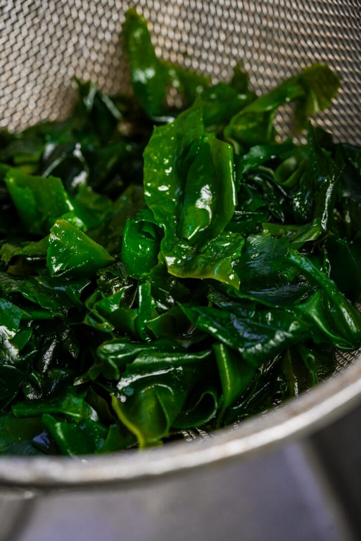 Easy Wakame Salad Recipe (Seaweed with Yuzu Dressing)
