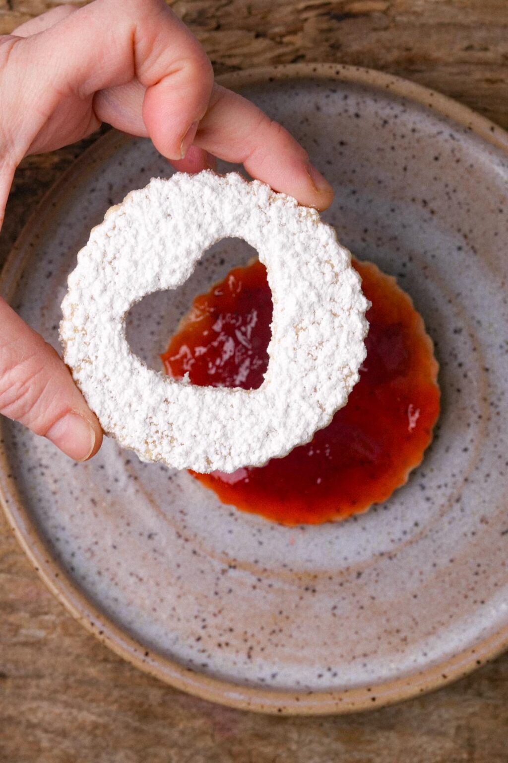 Easy Vegan Linzer Cookies Recipe