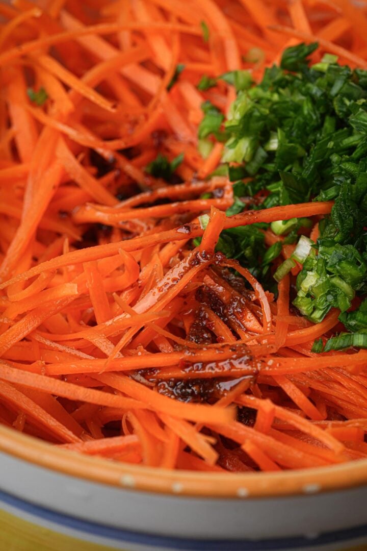 Korean Carrot Salad Recipe (Morkovcha)